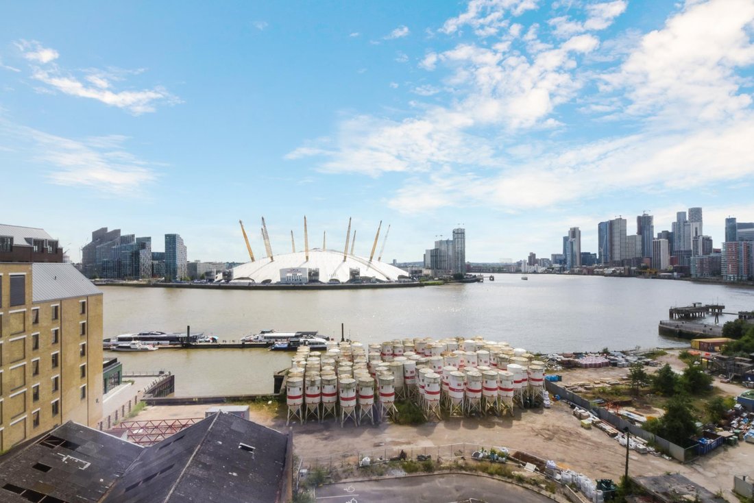 Douglass Tower En Londres, Inglaterra, Reino Unido En Venta (16890874)