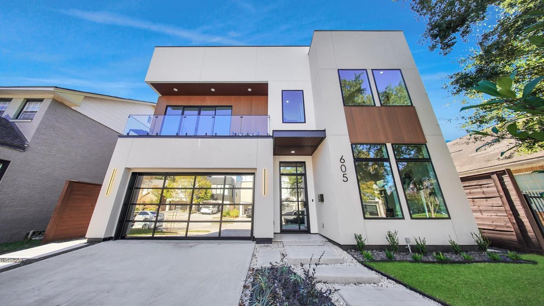 Single Family Residence In Houston In Houston, Texas, United States For ...