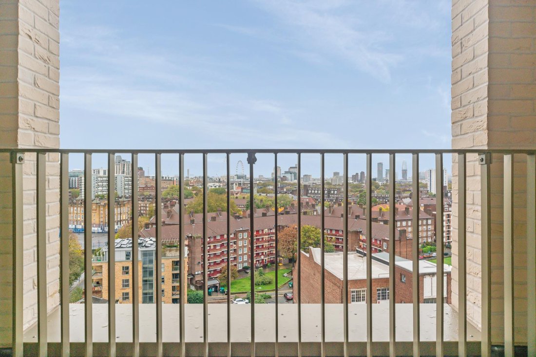 Phoenix Court In London, England, United Kingdom For Sale (16890975)