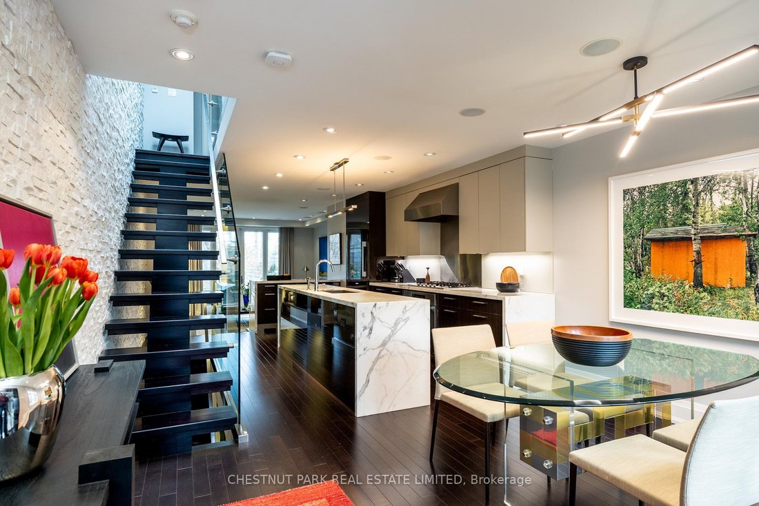 70 Jardins De Summerhill Dans Toronto, Ontario, Canada à Vendre (16895763)