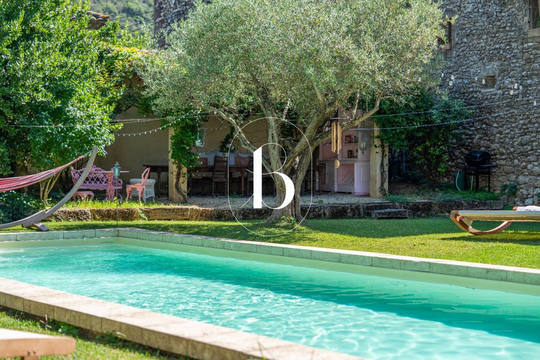 For Sale: Uzes Mas, 307m² 10 Rooms €1,495,000 With In Uzès, Occitanie ...