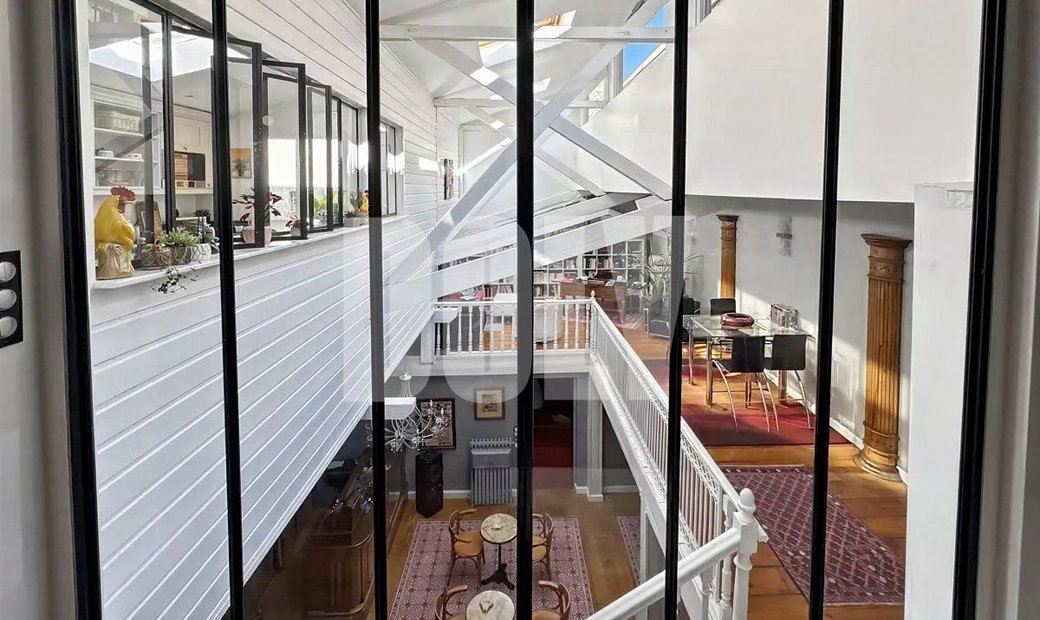 Doly – Duplex Avec Terrasse – Lamarck In Paris, île De France, France ...