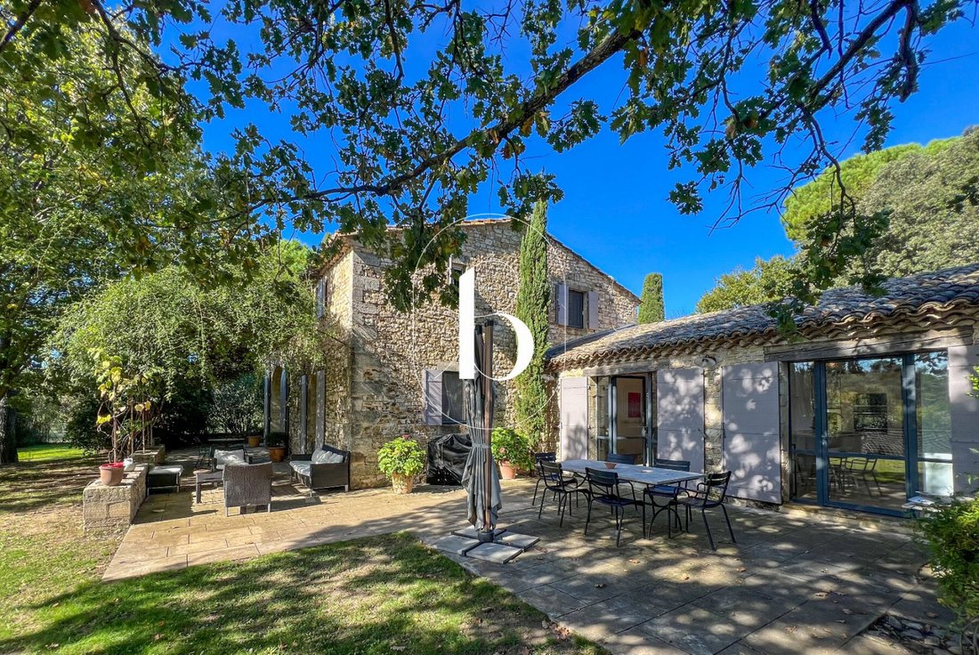 Sale Of Mas Uzes, 320m² 6 Rooms €2,370,000 In Uzès, Okzitanien ...