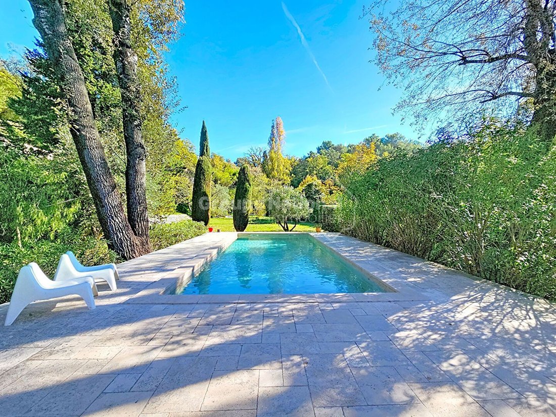 Prestigious Property On In Saint Jeannet, Provence Alpes Côte D'azur ...