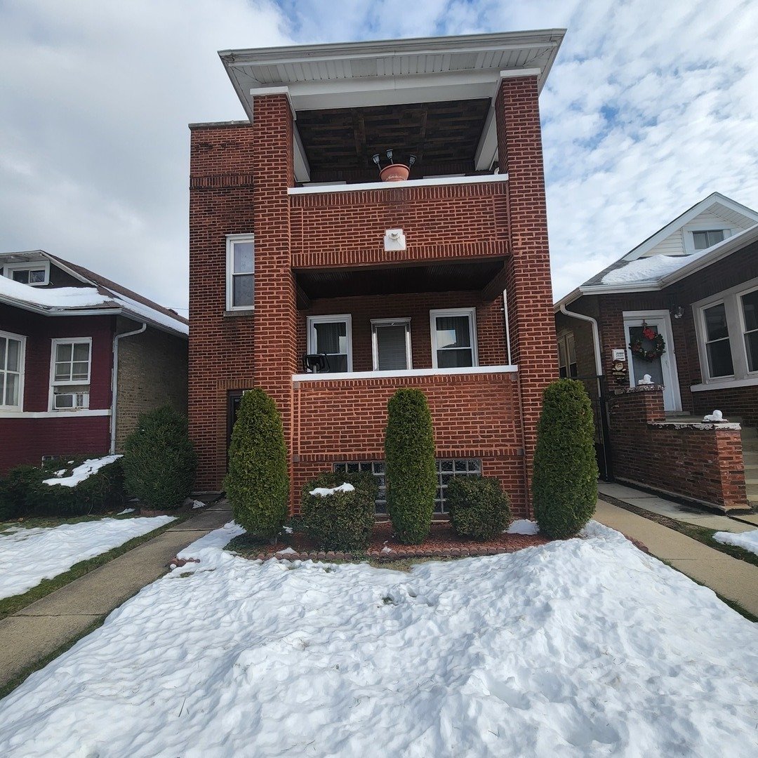 Multi Family In Chicago In Chicago, Illinois, United States For Sale ...