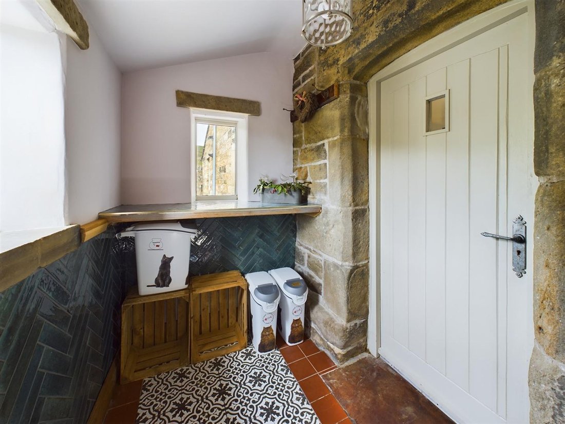 5 Bedroom Detached House For Sale In In Sowerby Bridge, England, United ...