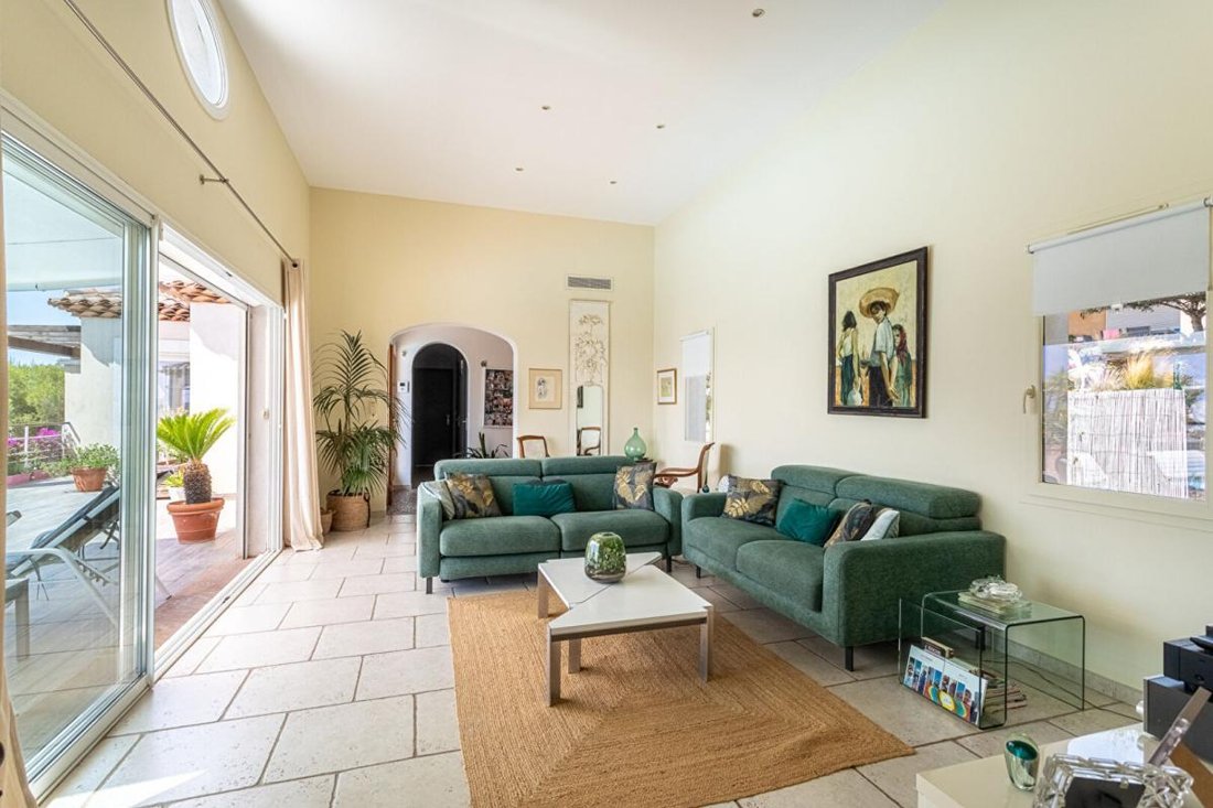 Beautiful Villa In Bandol, In Bandol, Provence Alpes Côte D'azur ...