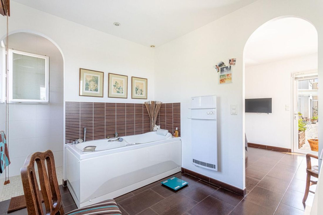 Beautiful Villa In Bandol, In Bandol, Provence Alpes Côte D'azur ...