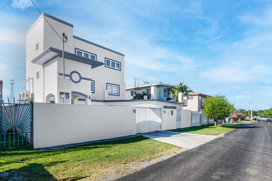 Casa Boquerón In El Combate, Cabo Rojo, Puerto Rico For Sale (16910433)