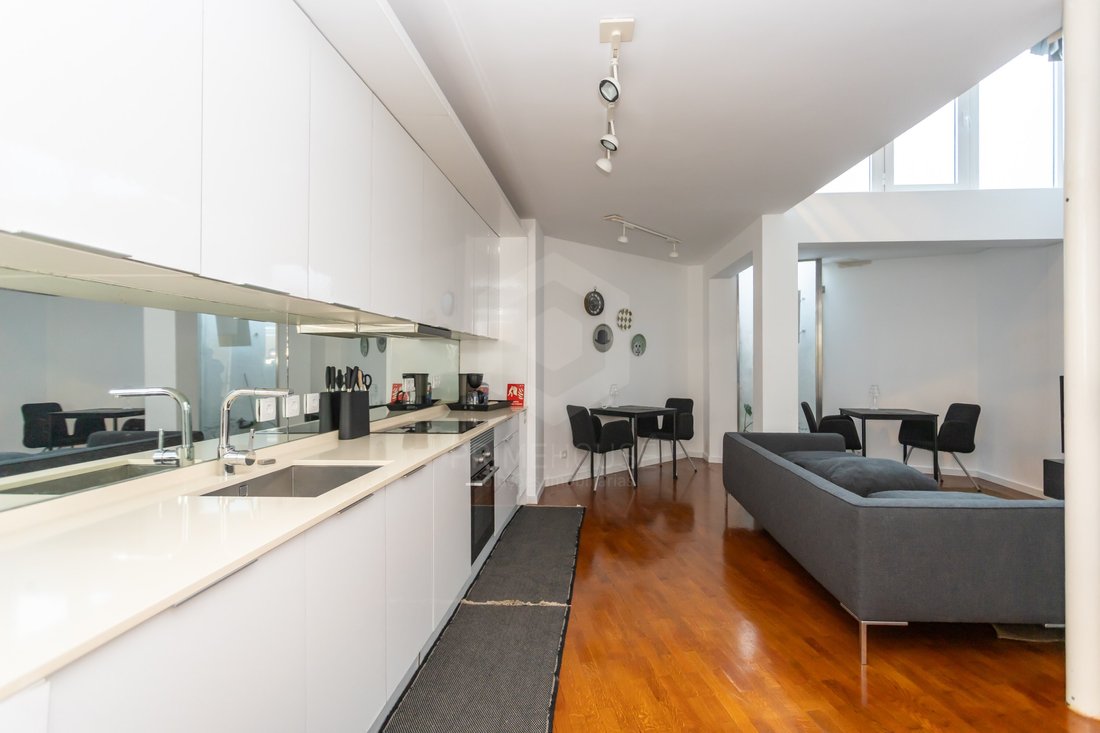 Hou En Seixal, Arrentela Y Aldeia De Paio Pires, Setúbal Municipality ...