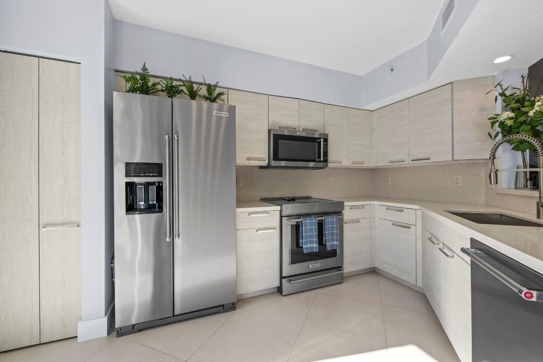 Condominium In Fort Lauderdale In Fort Lauderdale, Florida, United ...