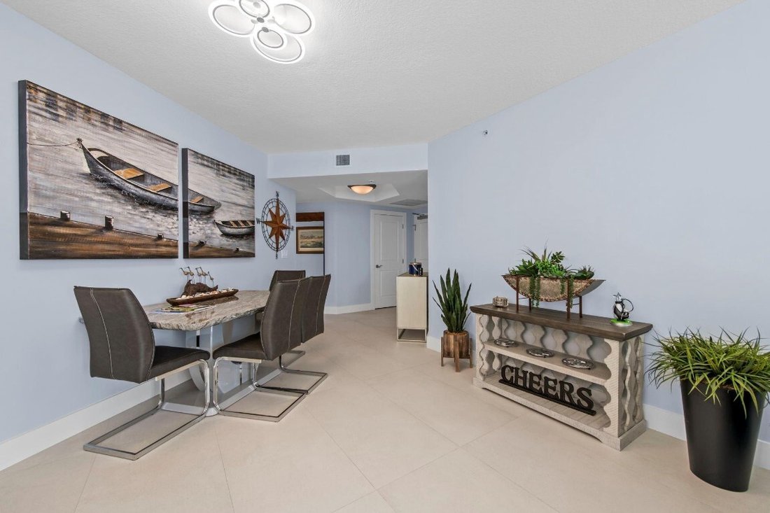 Condominium In Fort Lauderdale In Fort Lauderdale, Florida, United ...