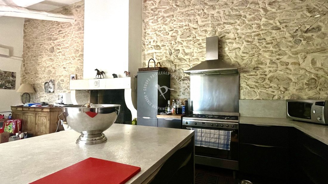 Nîmes Propriété In Nîmes, Occitanie, France For Sale (16914458)