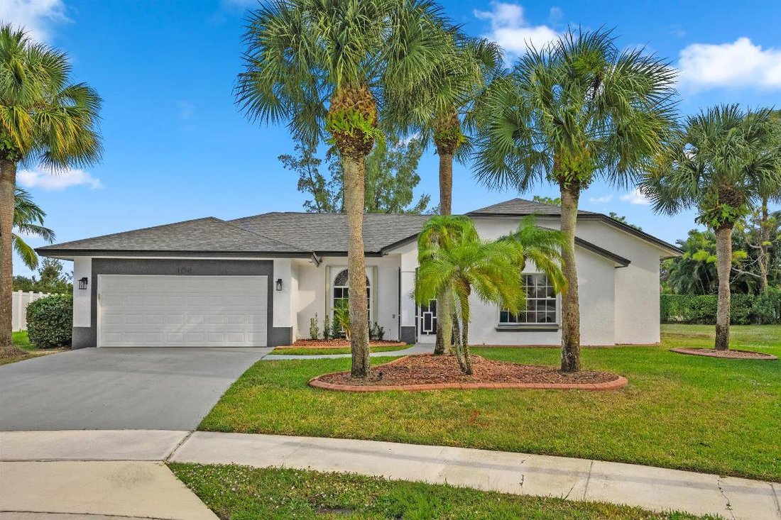 Single Family Home On A Cul De Sac In West Palm Beach, Florida, United ...