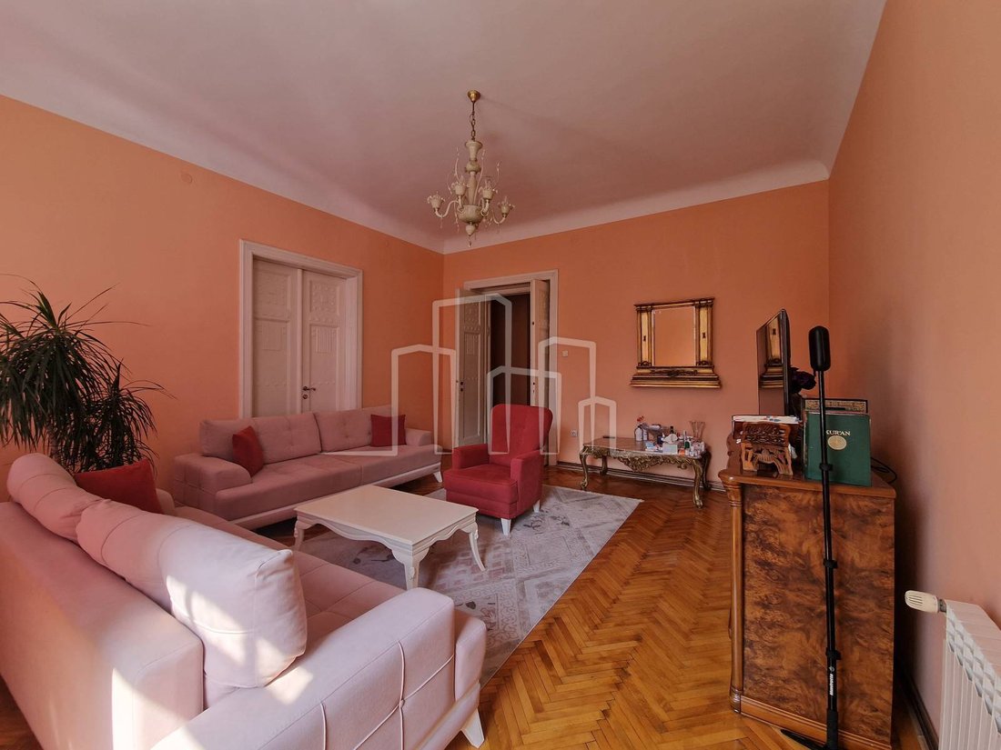 Apartment Centar, Sarajevo, Ferhadija, 136m2 In Croatia For Sale (16914318)