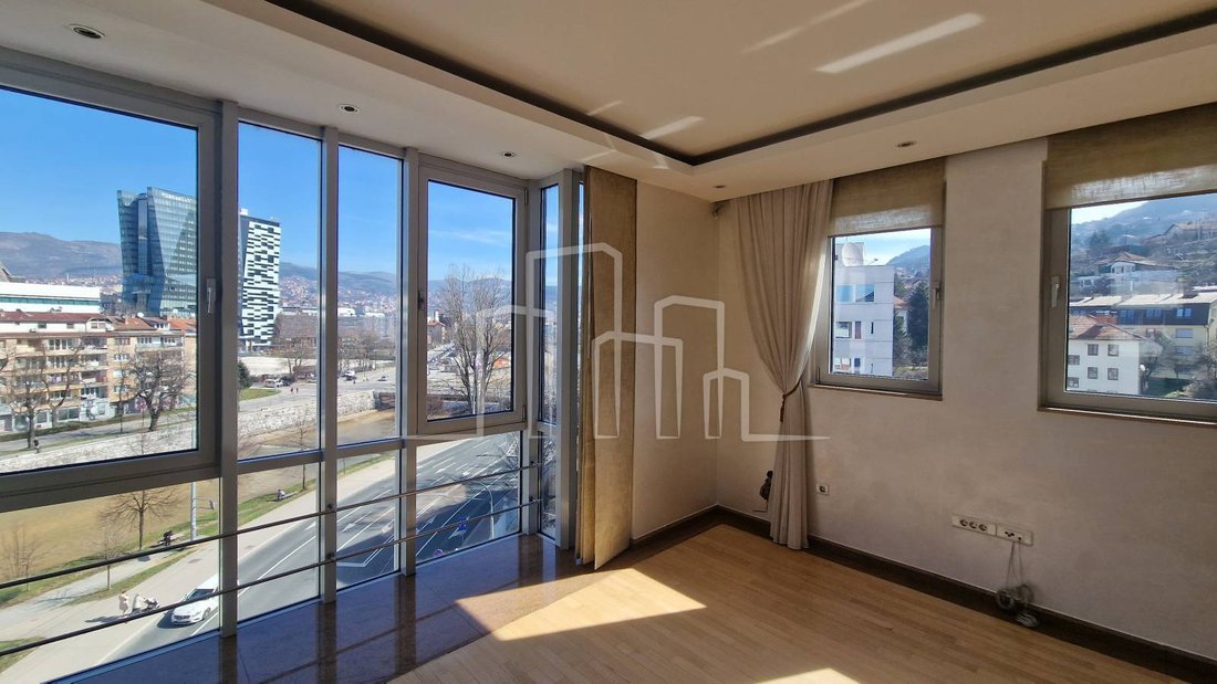 Apartment Novo Sarajevo, Sarajevo, 230m2 In Croatia For Sale (16914282)