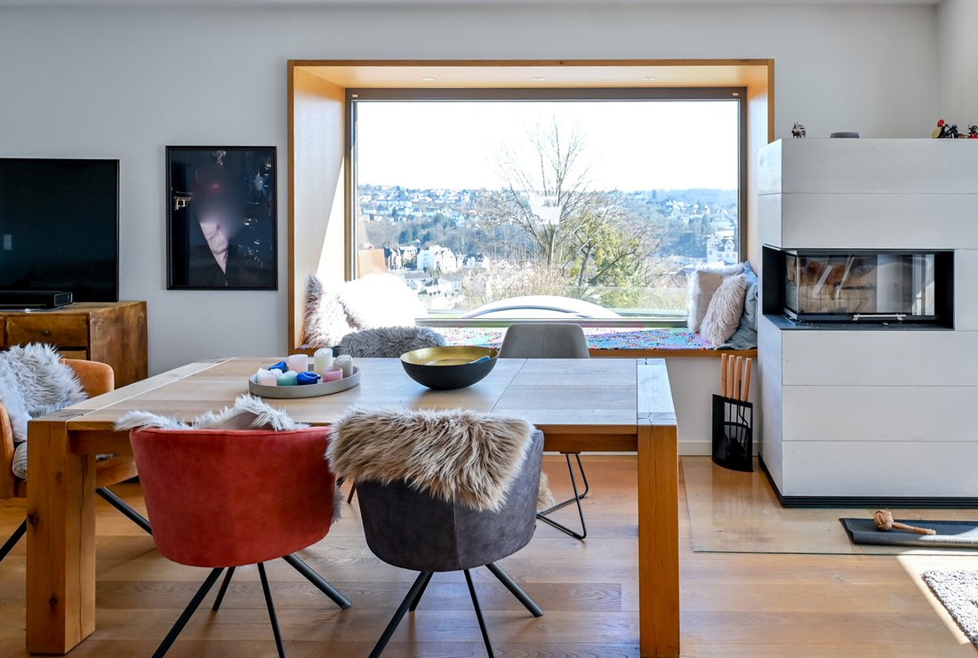 Stunning Home Offers Open Layouts And Elevated In Weilburg, Hessen ...