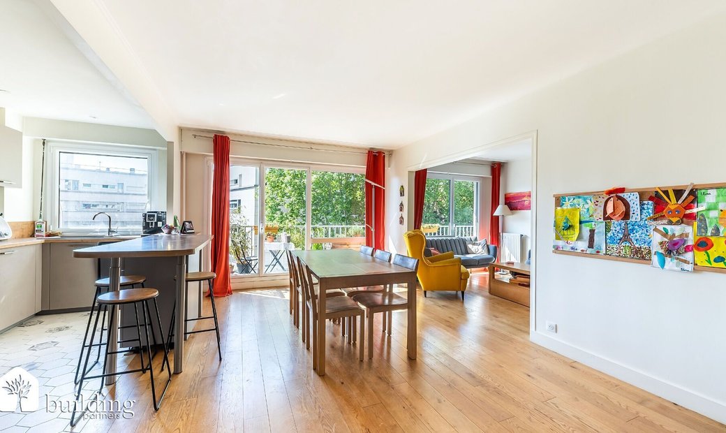 For Sale Courbevoie Marceau Family In Courbevoie, île De France, France ...