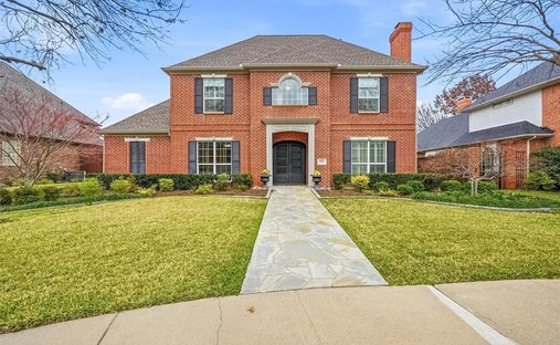 Listings by Pyron Team Realty - United States | JamesEdition