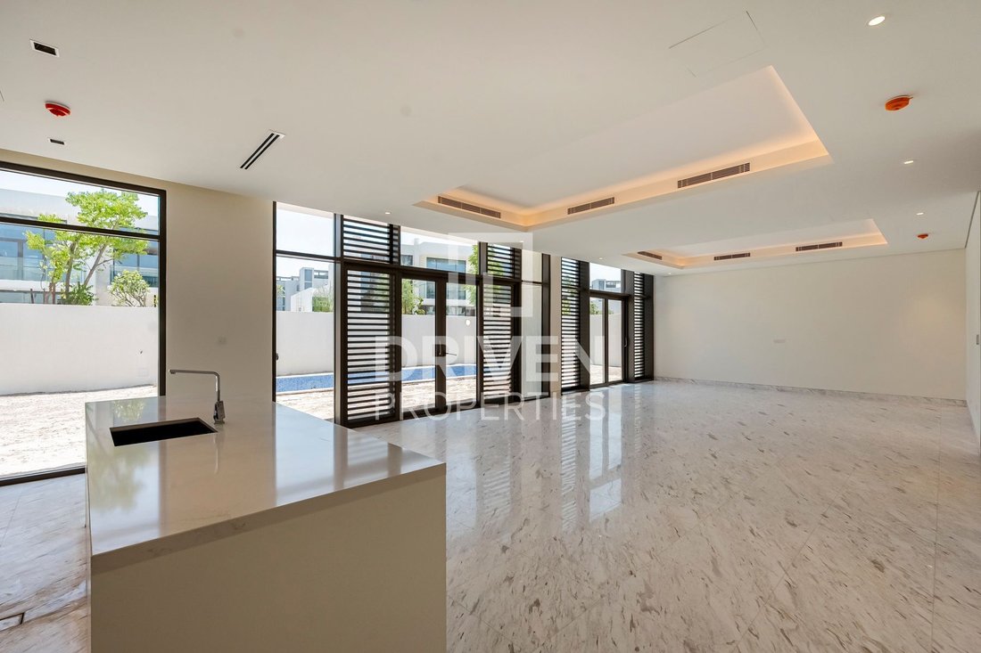 Contemporary Villa | Steps From Crystal In Dubai, Dubai, United Arab ...