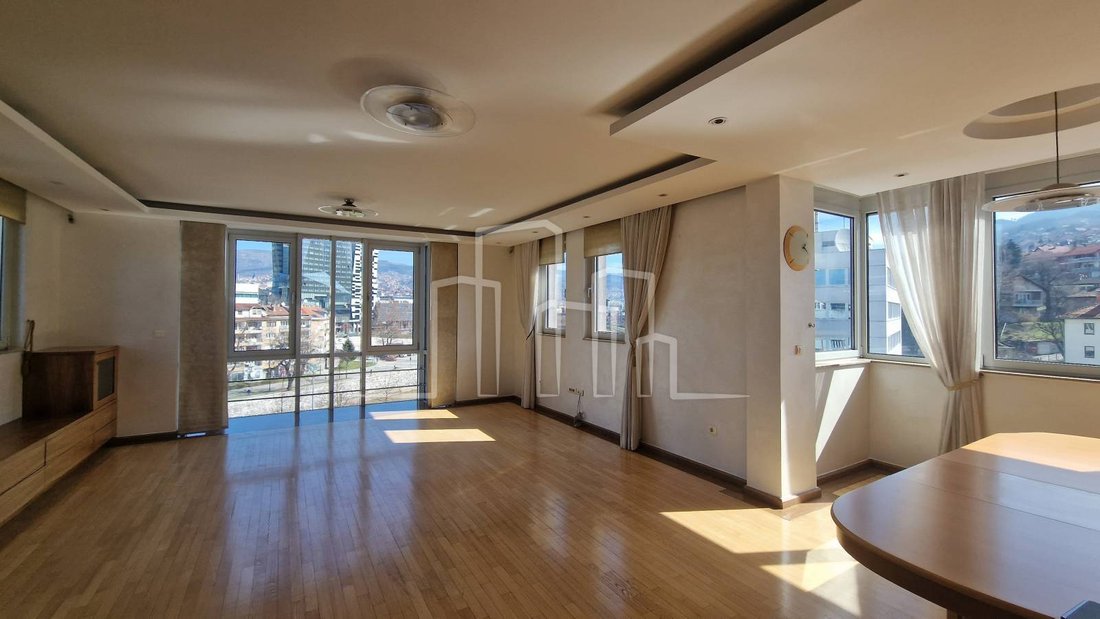 Apartment Novo Sarajevo, Sarajevo, 230m2 In Croatia For Sale (16914282)