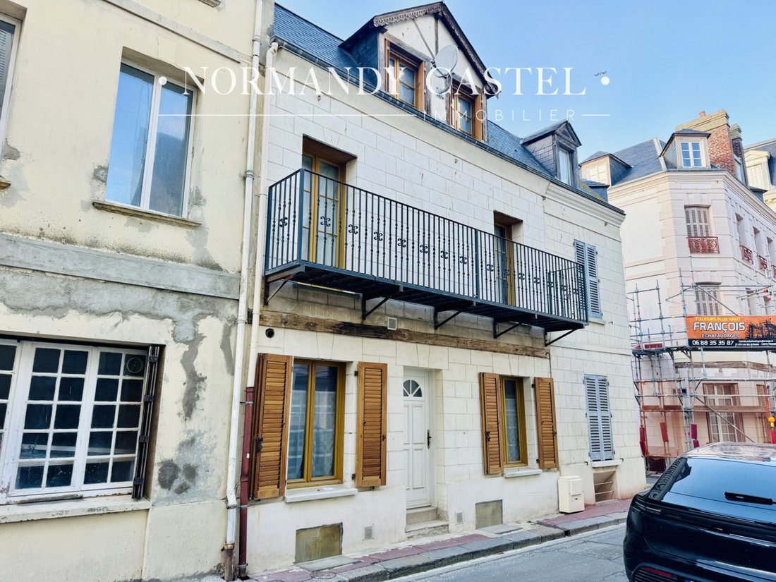 Townhouse In The Center And Near The Beach In Trouville Sur Mer, France ...