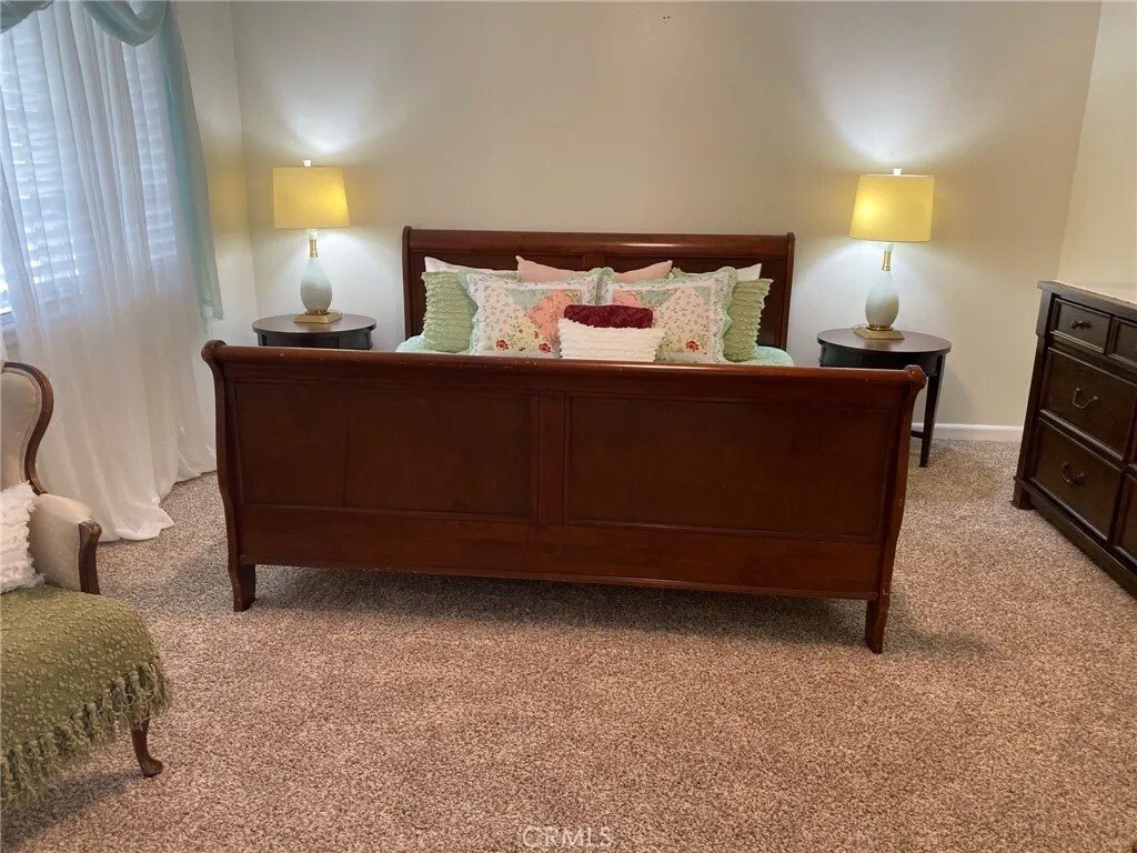 Multi Family In Thousand Oaks In Thousand Oaks, California, United ...