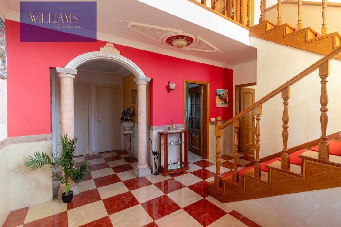 Santa Barbara De Nexe 4 Bedroom En Santa Bárbara De Nexe, Algarve ...