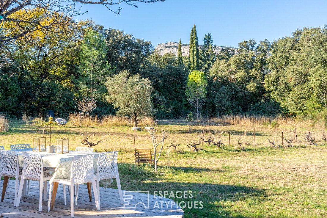 Spacious Villa Reinvented In The Pic Saint En Valflaunès, Occitania ...