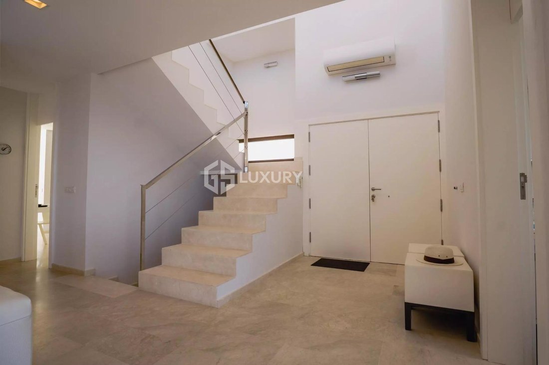 Luxury Frontline Villa · Playa San Juan En Guia De Isora, Canarias ...