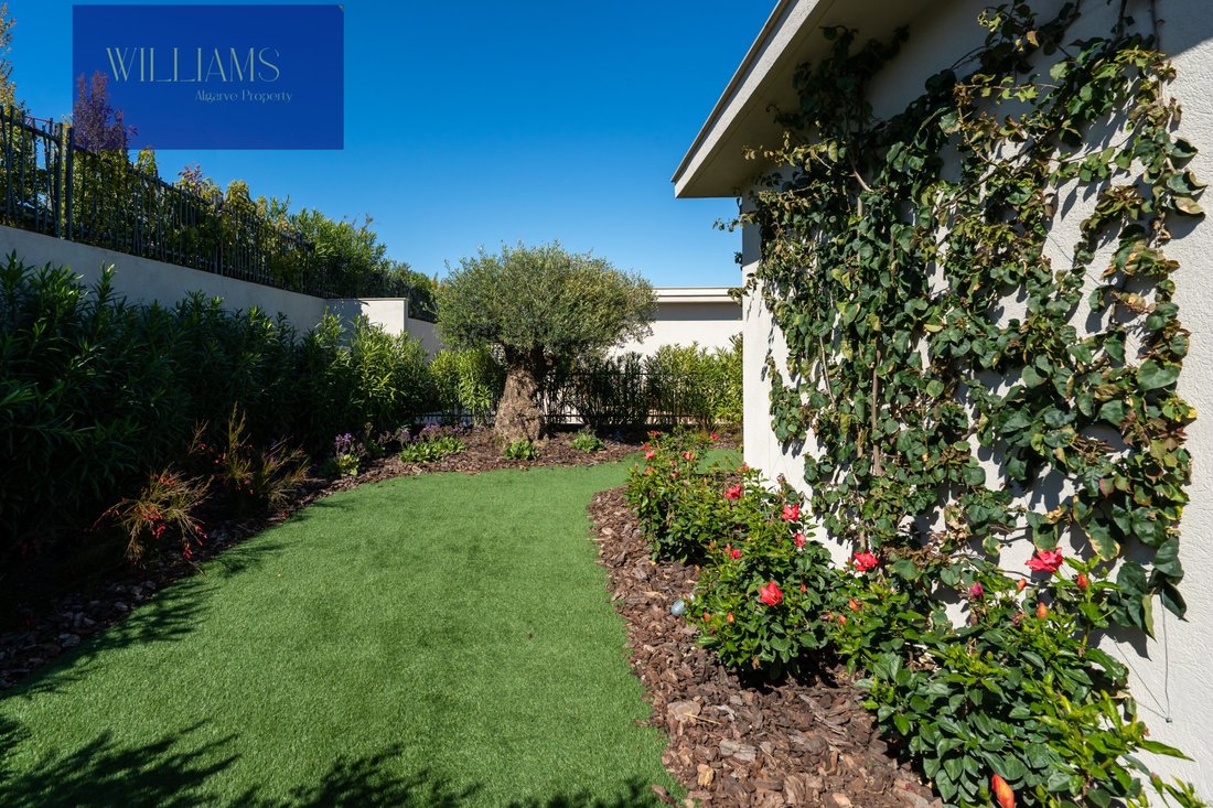 Sea View Single Storey Villa Pool In Montenegro, Algarve, Portugal Zu ...