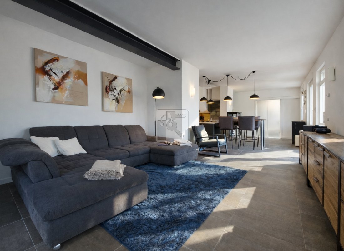 Trento Villa In Bassanega, Lombardy, Italy For Sale (16907854)