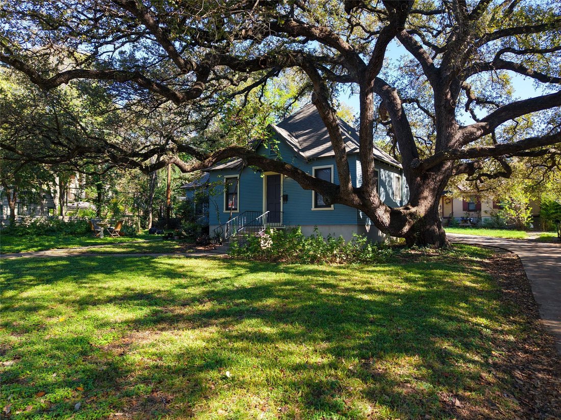 Duplex In Austin In Austin, Texas, United States For Sale (16906789)