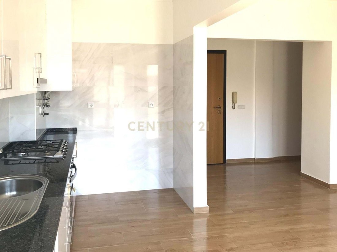 Renovated 3 Bedroom Apartment Odivelas Near In Odivelas, Lisbon ...