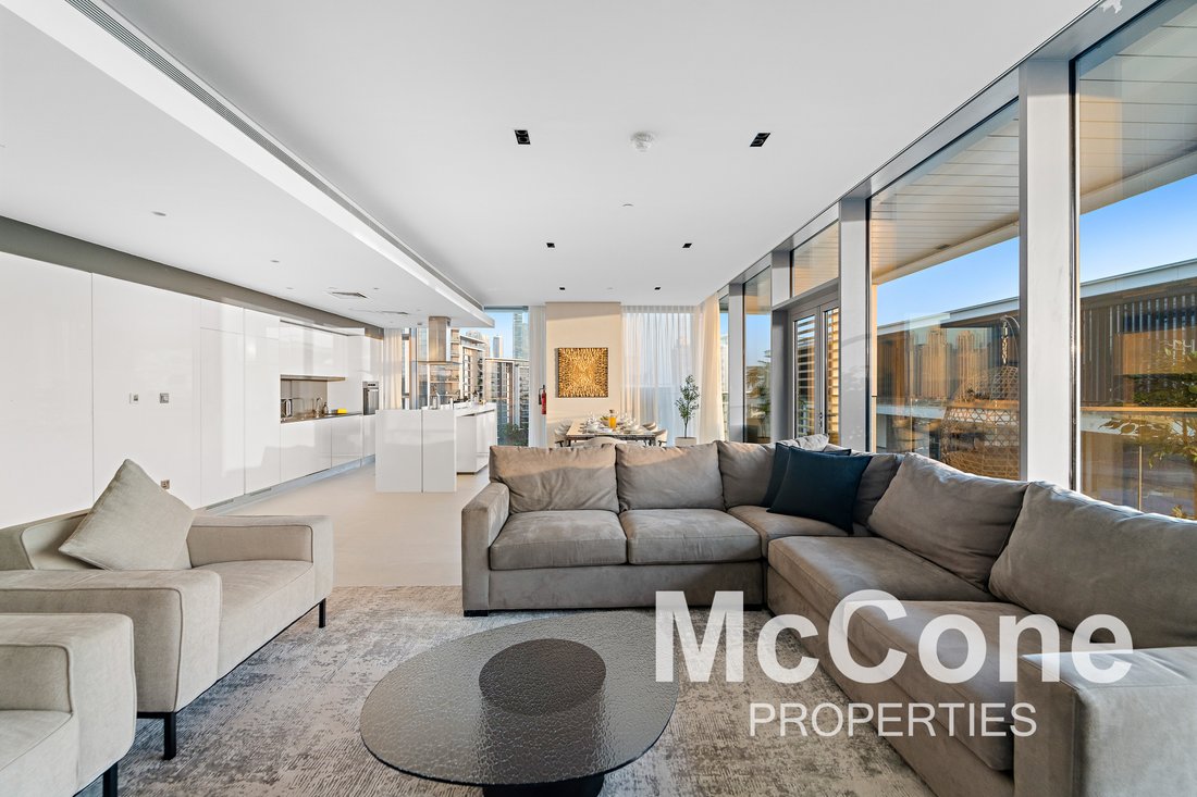 Fully Upgraded | V.O.T | Sea View In Dubai, Dubai, United Arab Emirates ...