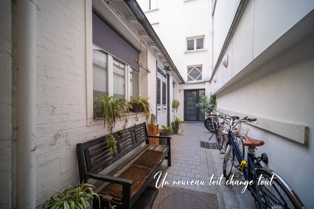 Paris X Faubourg Saint Denis En París, Isla De Francia, Francia En ...