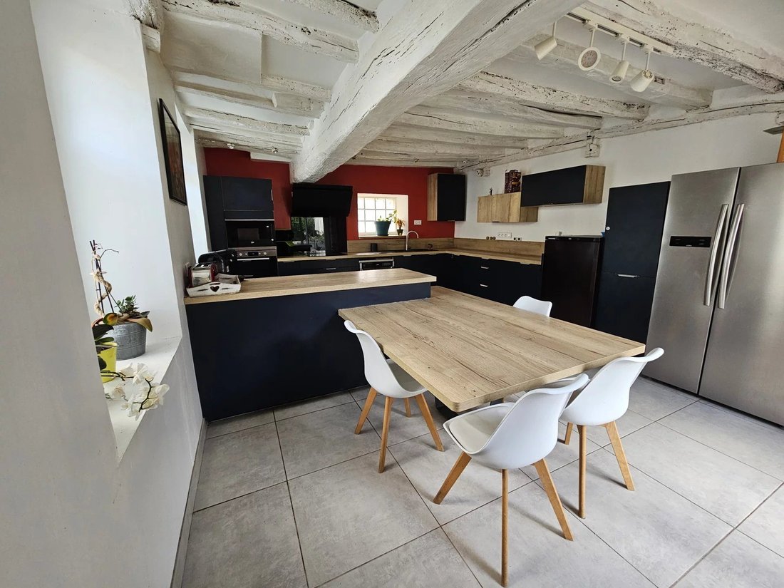 Recloses Traditionnelle In Recloses, île De France, France For Sale ...