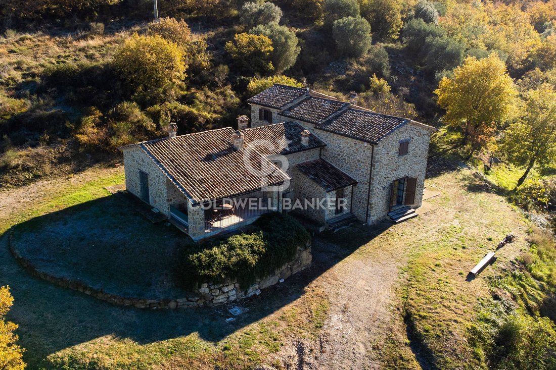 Wohnimmobilien Zum Verkauf In Magione In San Savino, Umbrien, Italien ...
