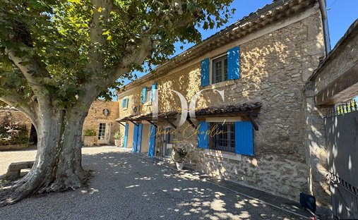 Luxury country homes for sale in Cavaillon, Provence-Alpes-Côte d'Azur ...