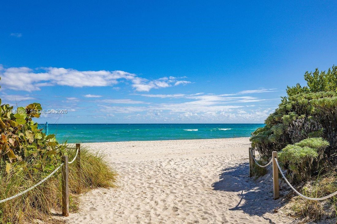 6767 Collins Ave, 1905 Miami Beach, In Miami Beach, Florida, United ...