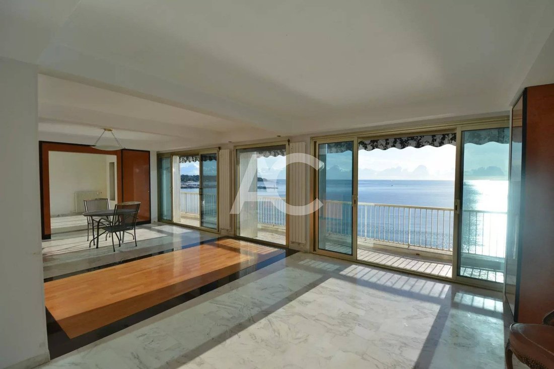 Juan Les Pins Seafront In Antibes, Provence Alpes Côte D'azur, France ...