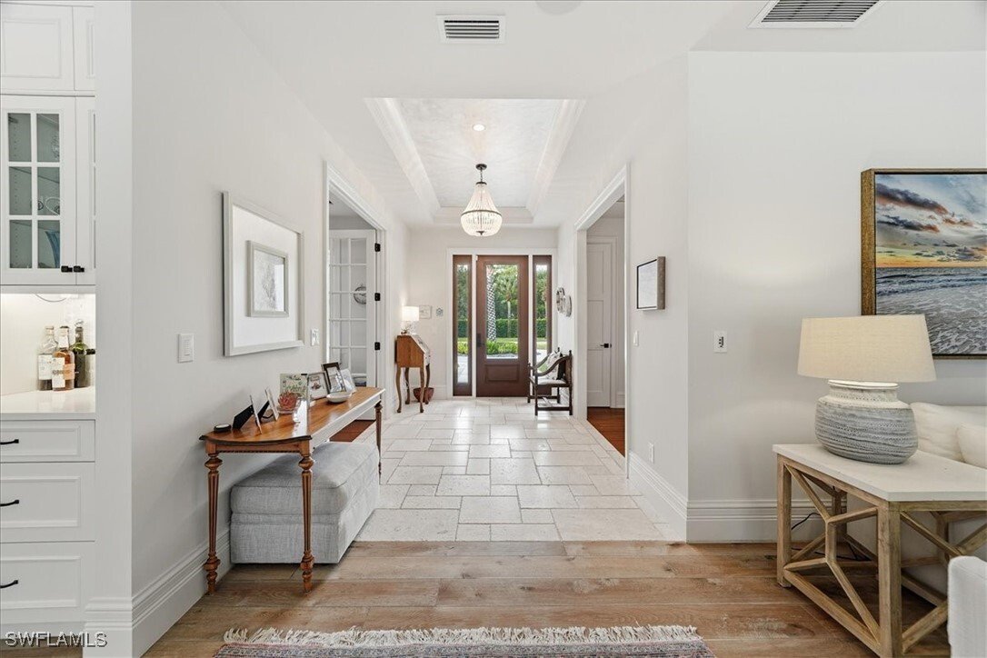 Single Family Residence In Naples In Naples, Florida, United States For ...