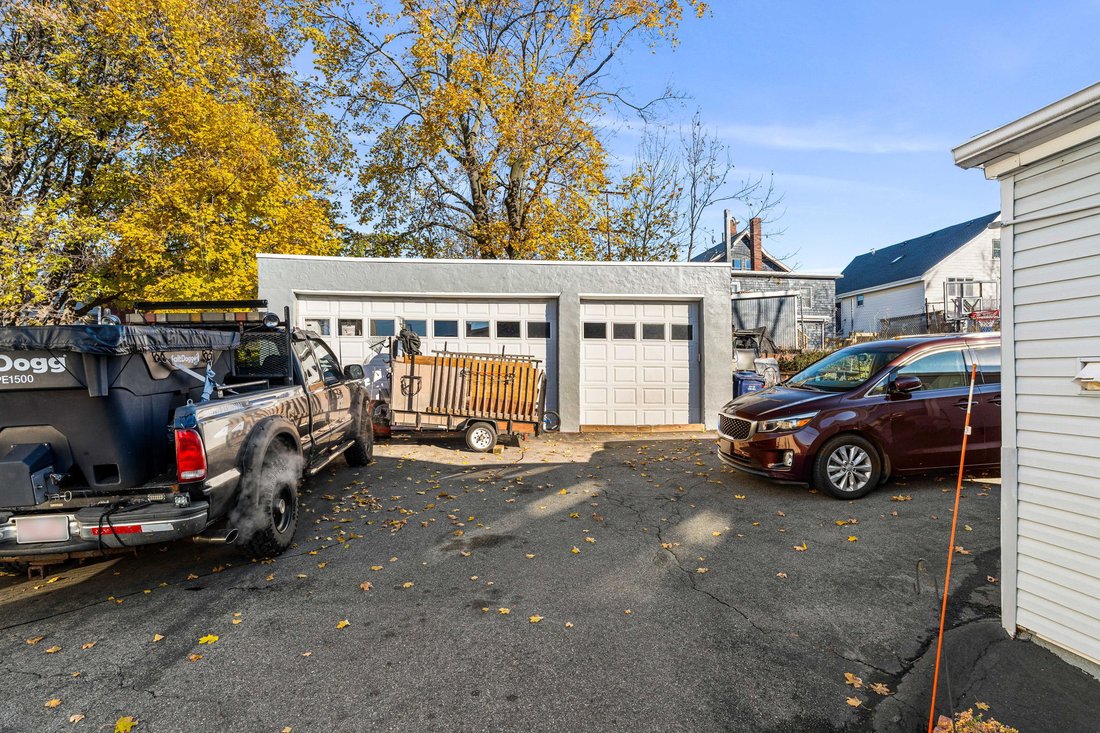 24 Hooper Street, Chelsea, Ma, 02150 In Chelsea, Massachusetts, United ...