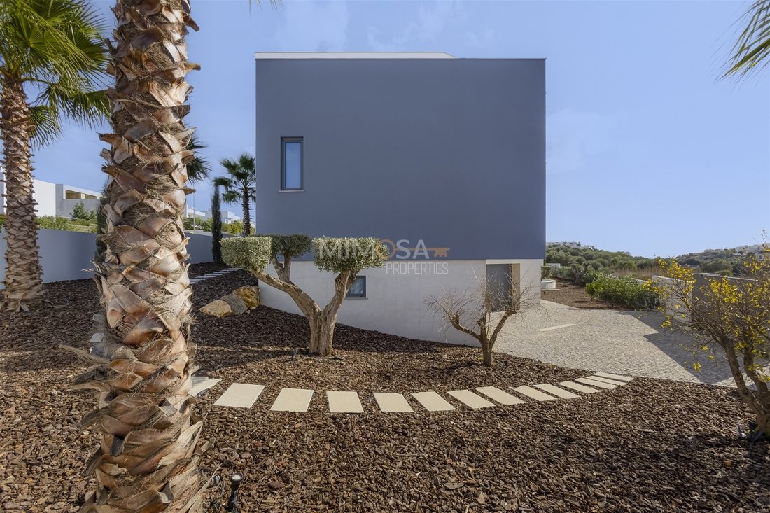 House 5 Bedrooms Sale In Lagos (São In Sao Goncalo De Lagos, Algarve ...