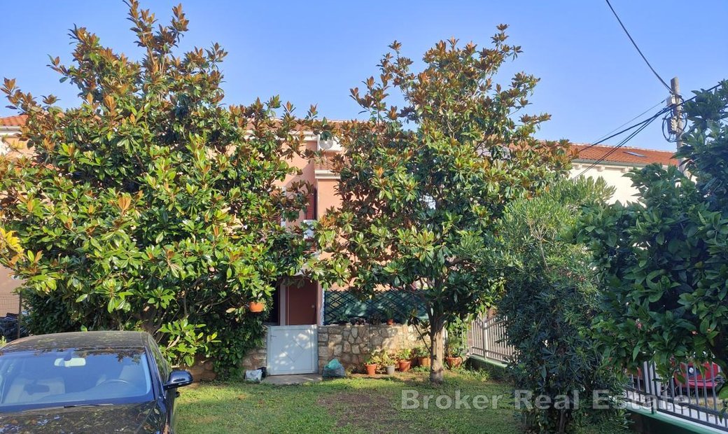 House With Two Apartments In A Quiet En Mali Lošinj, Primorje Gorski ...