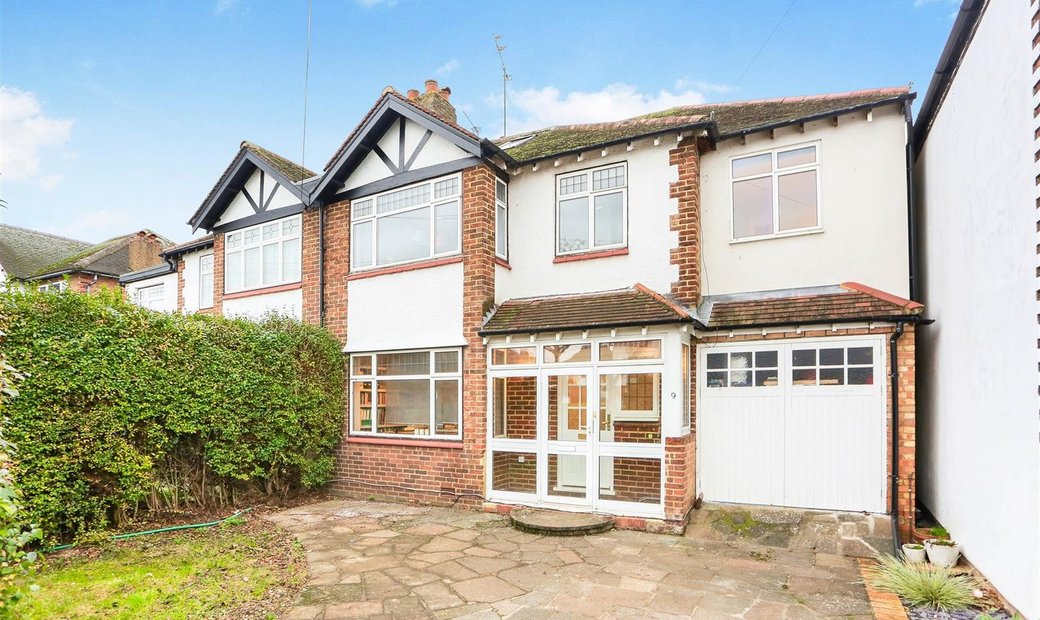 St. Clair Drive, Worcester Park En Worcester Park, Inglaterra, Reino ...