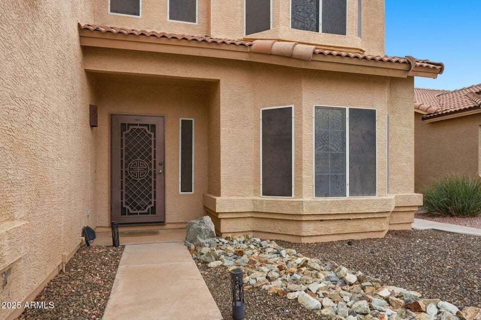 4 Bedrooms Single Family Detached In Phoenix, Arizona, United States ...