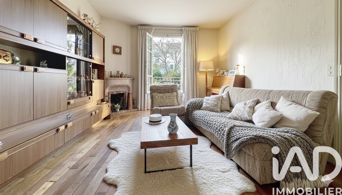 Vente Maison De Ville 5 Pièces In Viroflay, île De France, France For ...