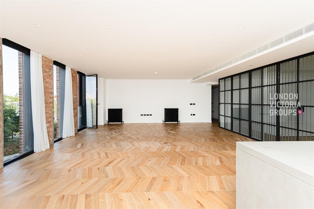 Schalthaus In London Borough Of Barnet, England, Vereinigtes Königreich ...