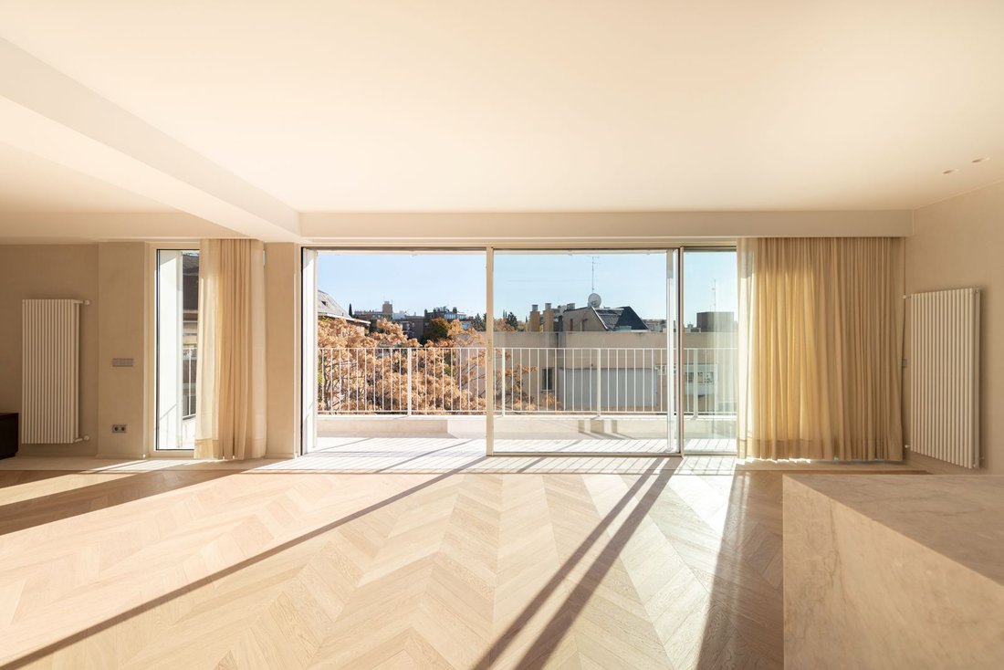 Designer Penthouse Mit Terrasse Und In Chamartín, Madrid, Spanien Zu ...